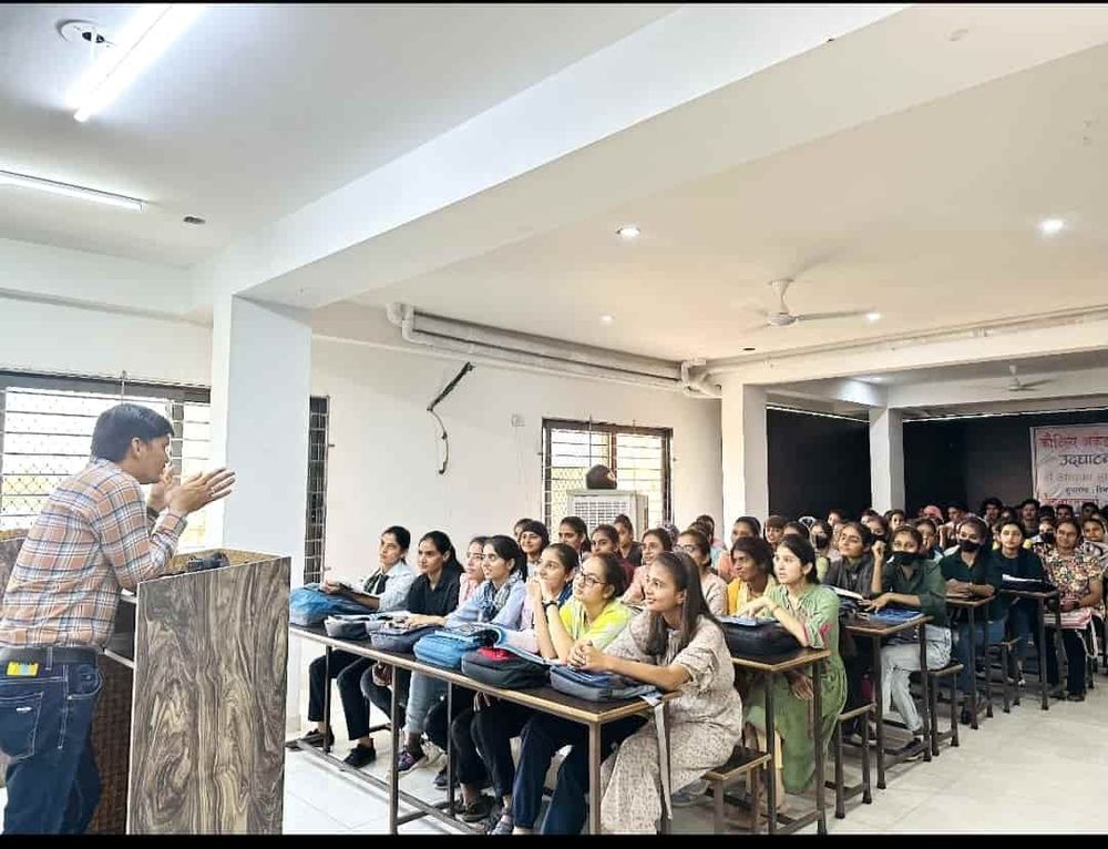 Future Institute Of Computer Education in Fatehpur Road | Spoken ...