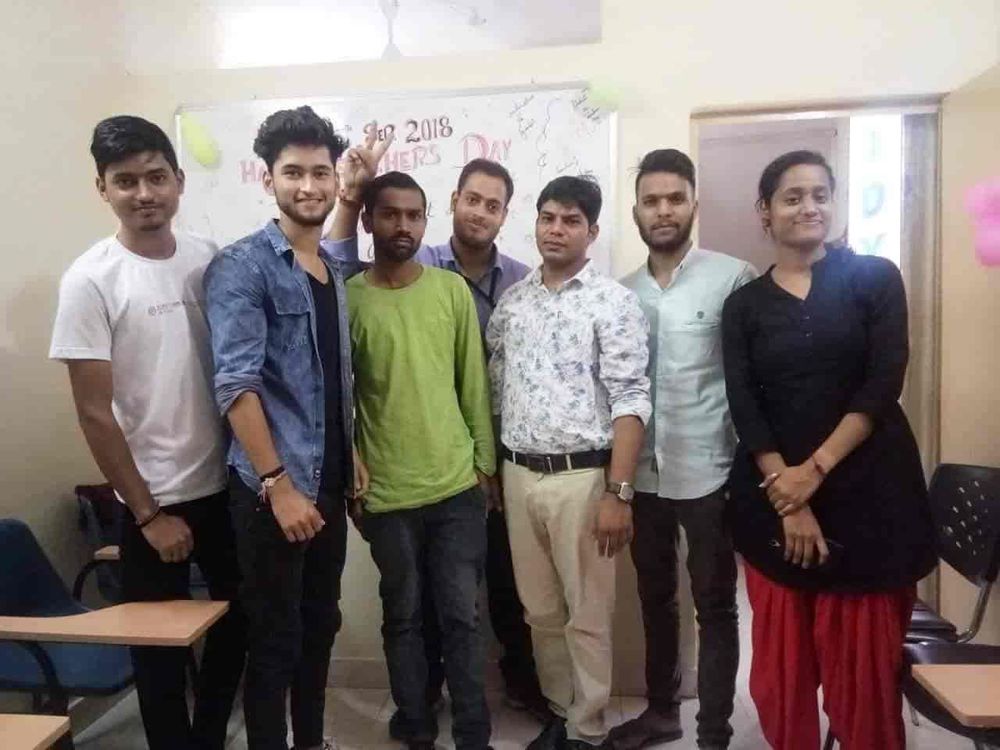 Vidyawati Institute Of Education and Self Study Point (Library) in ...
